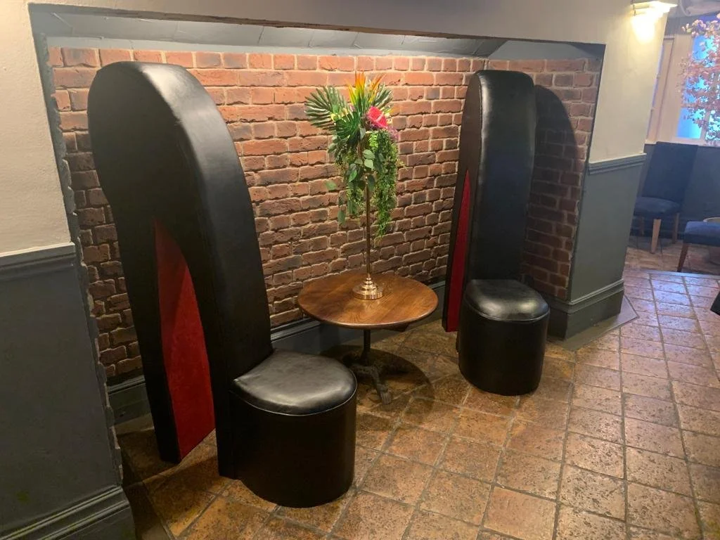 Gallery — Maverick Ladies Lounge