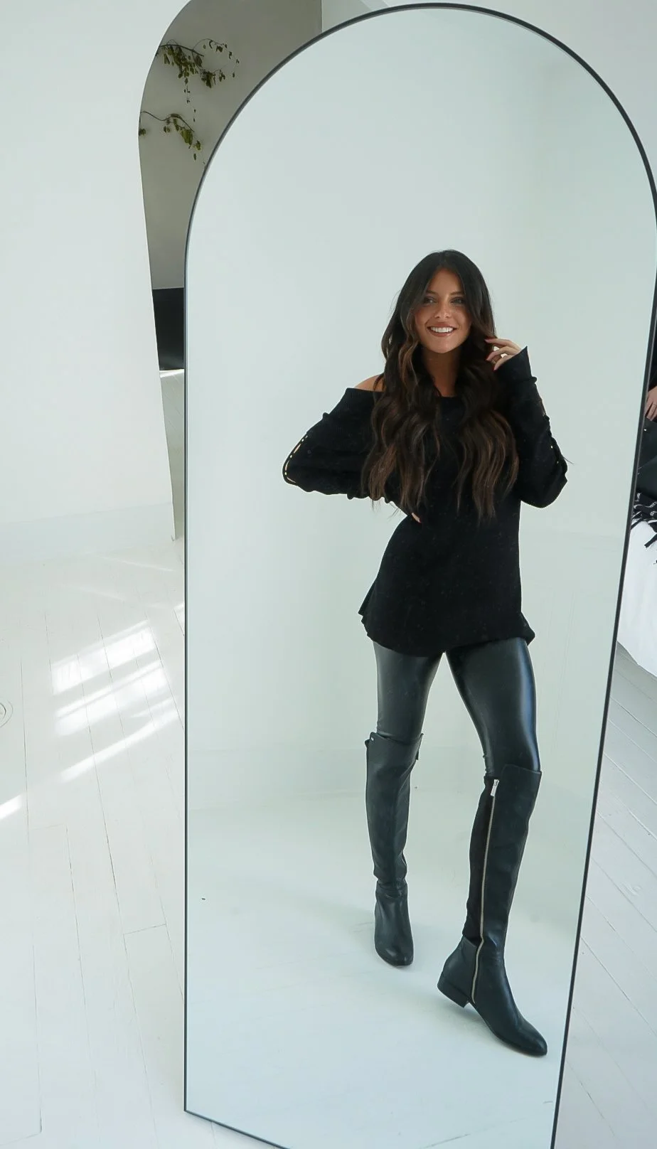 Bombshell Studio & Salon