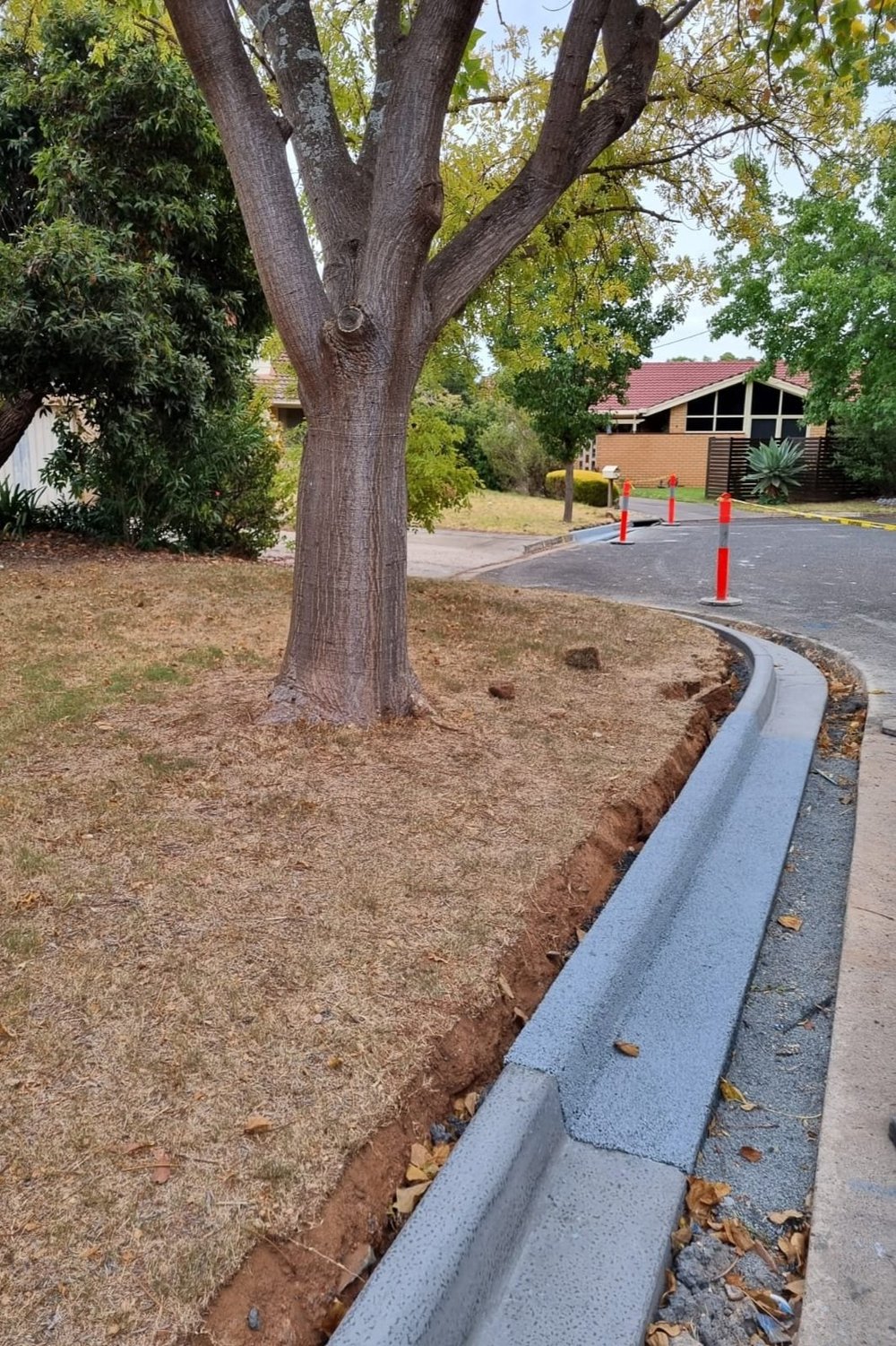 Permeable Kerb and Channel — Porous Lane