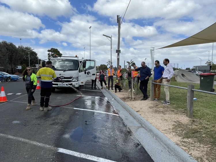 Permeable Kerb and Channel — Porous Lane