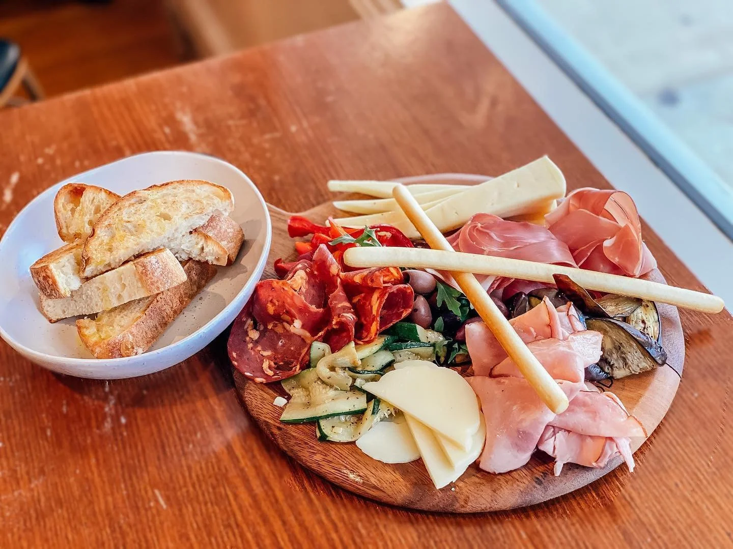 Two Sugars on Pako | Discover Italian Flavors – Reserve Now