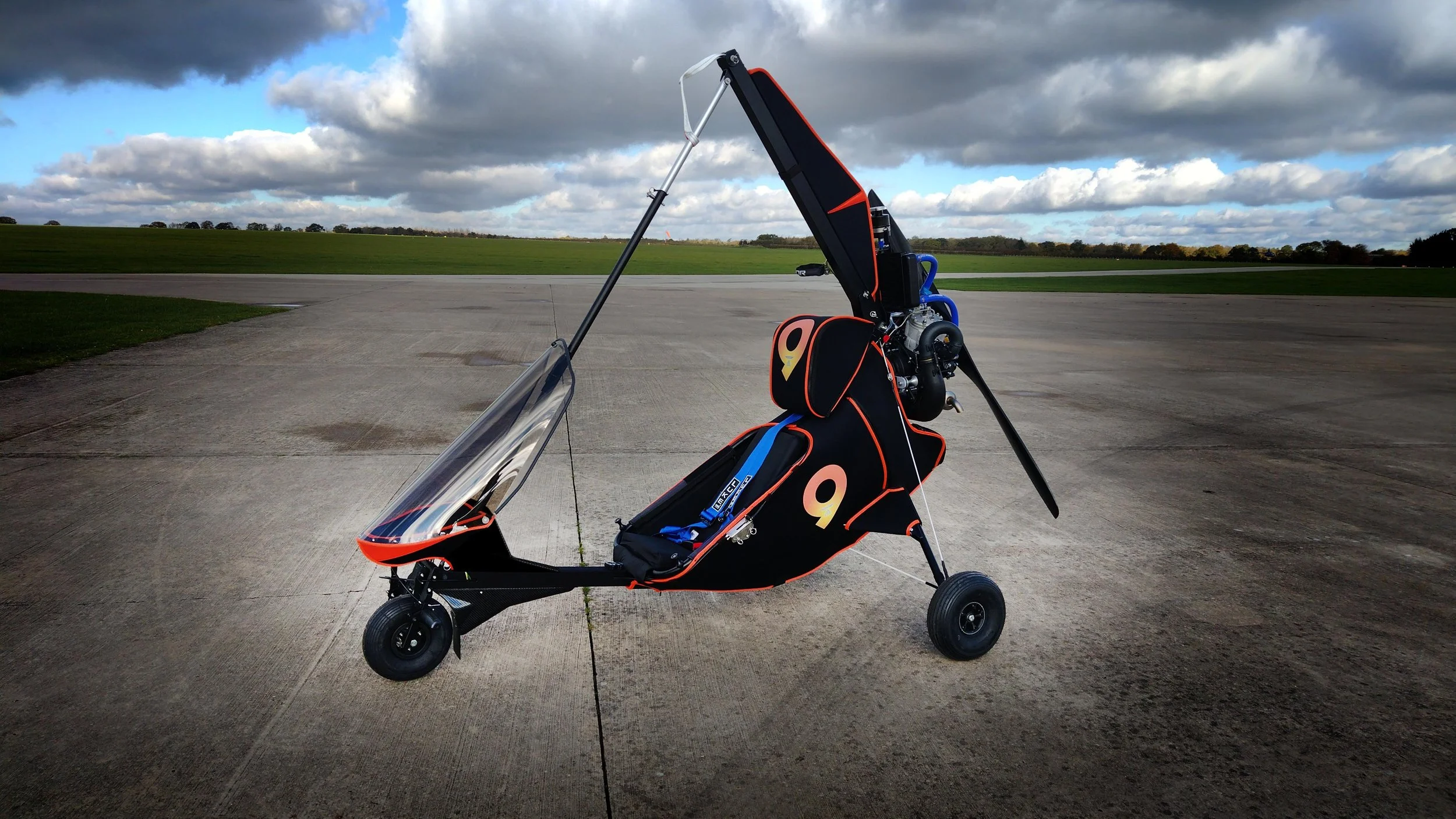 Flylight PeaBee,Adam,BivvyBee,Nine Ultralight Trikes Sales and Flight Training in the US.