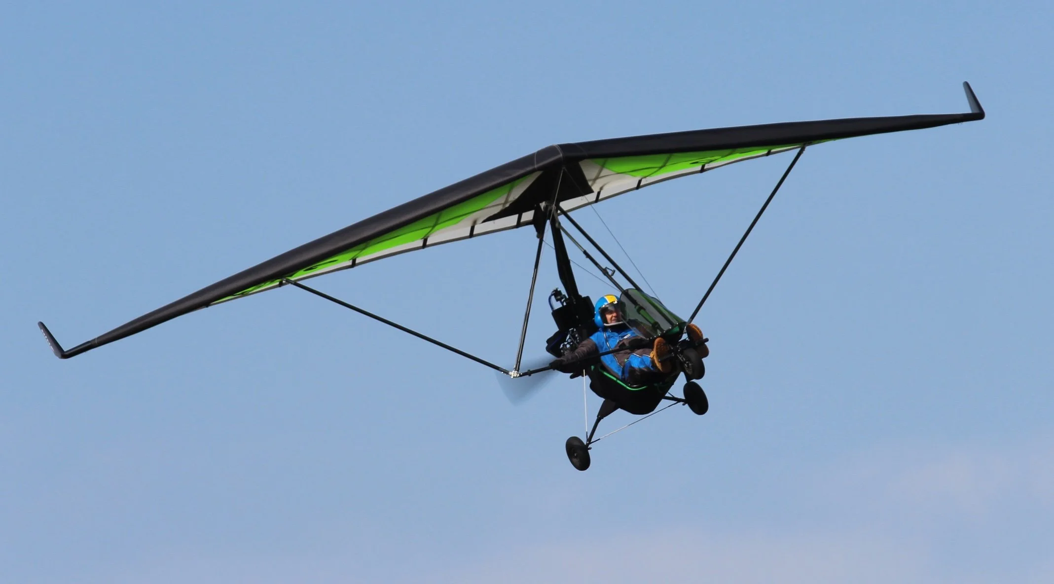 Flylight PeaBee,Adam,BivvyBee,Nine Ultralight Trikes Sales and Flight Training in the US.