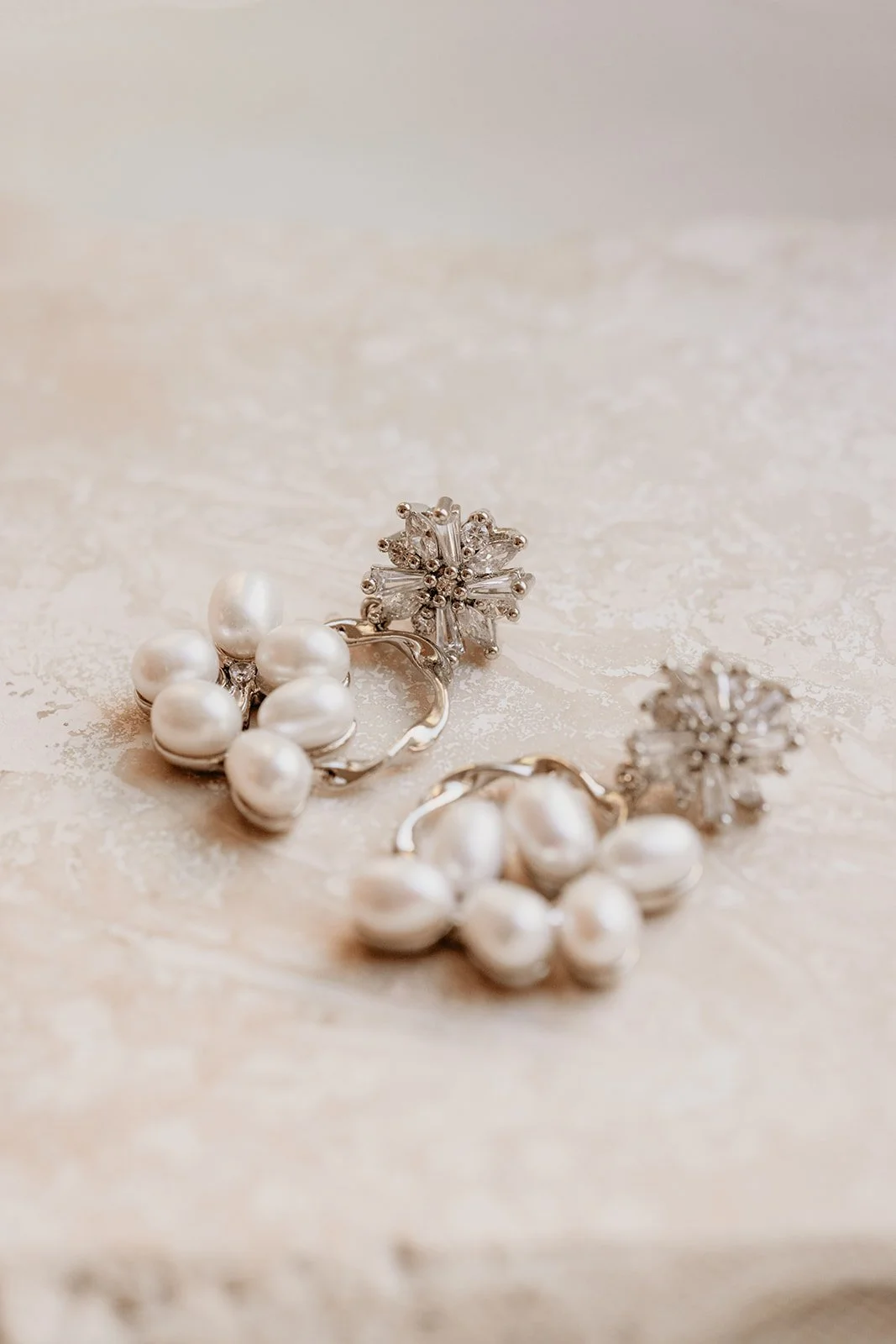 Vintage-Inspired Gold Pearls Drop Wedding Earrings. Modern Bridal ...
