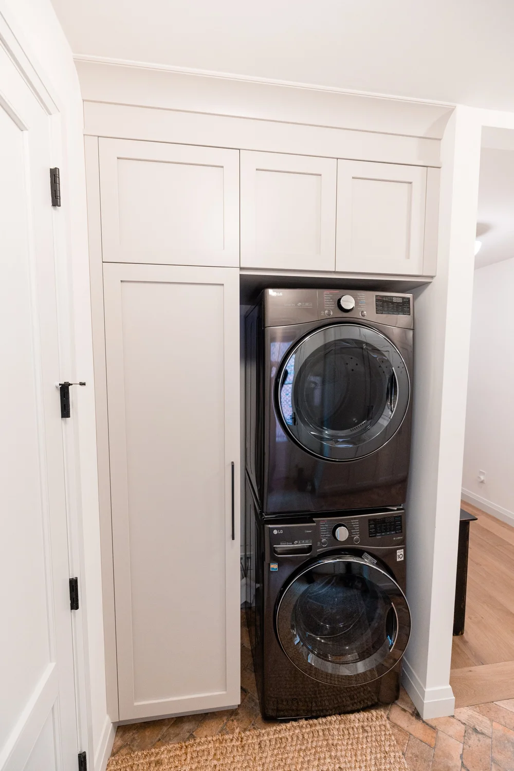 Laundry - Mud Room — Niagara Closets Plus