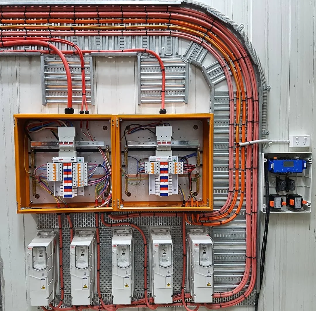 Local Electrician Gold Coast, Palm Beach | Emergency | Switchboards ...