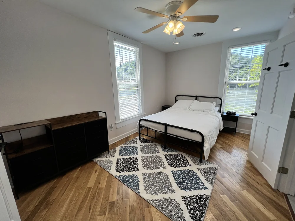 Rates & Rooms — The Washington Inn