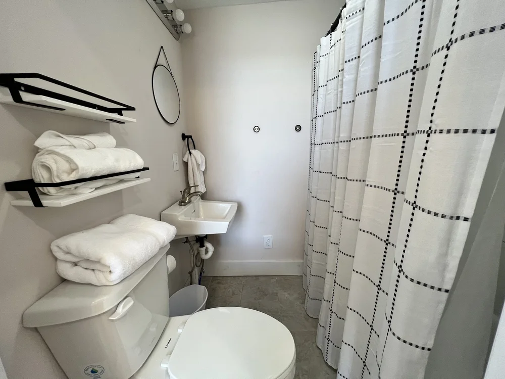 Rates & Rooms — The Washington Inn