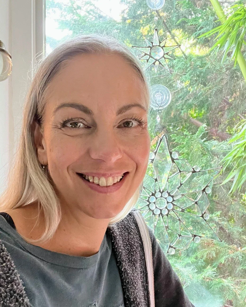 Staff — Vibrant Palette