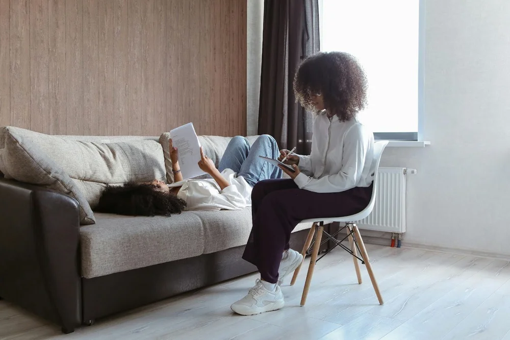 How to Practice Detachment: Hold Space for Others — Modern Therapy
