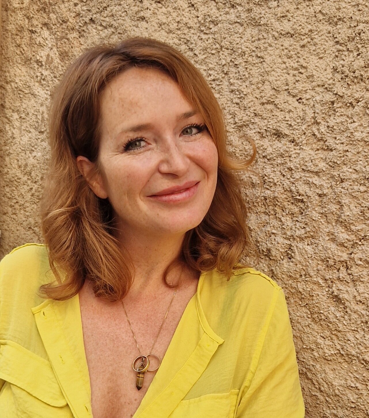 About | Explore Artistic Transformation Today — Anna Sittner