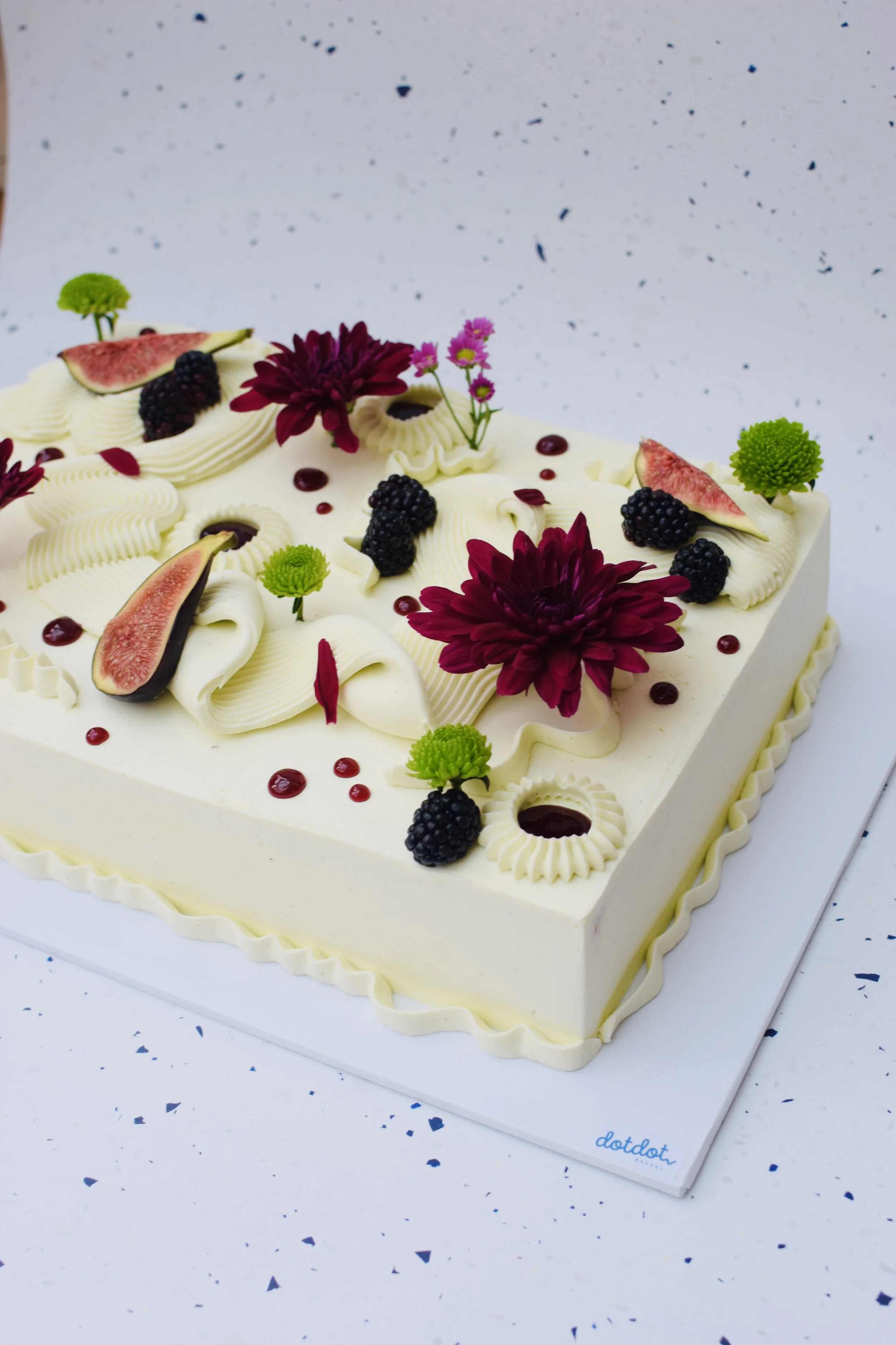 Gallery — Dot Dot Bakery bespoke cakes