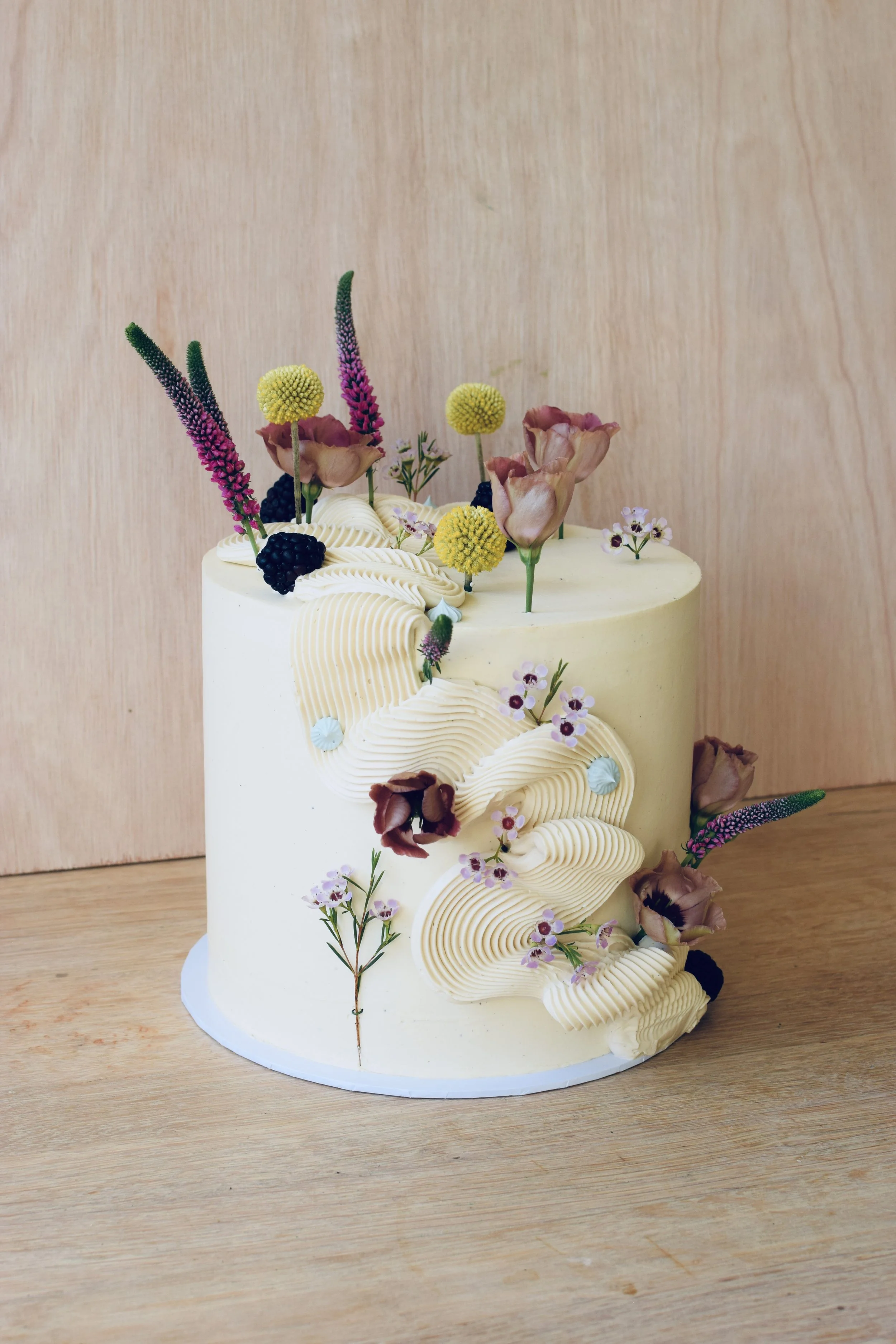Gallery — Dot Dot Bakery bespoke cakes