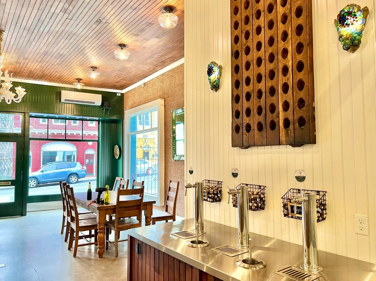 Explore Handcrafted Red & White Wines | Local Varieties from ...