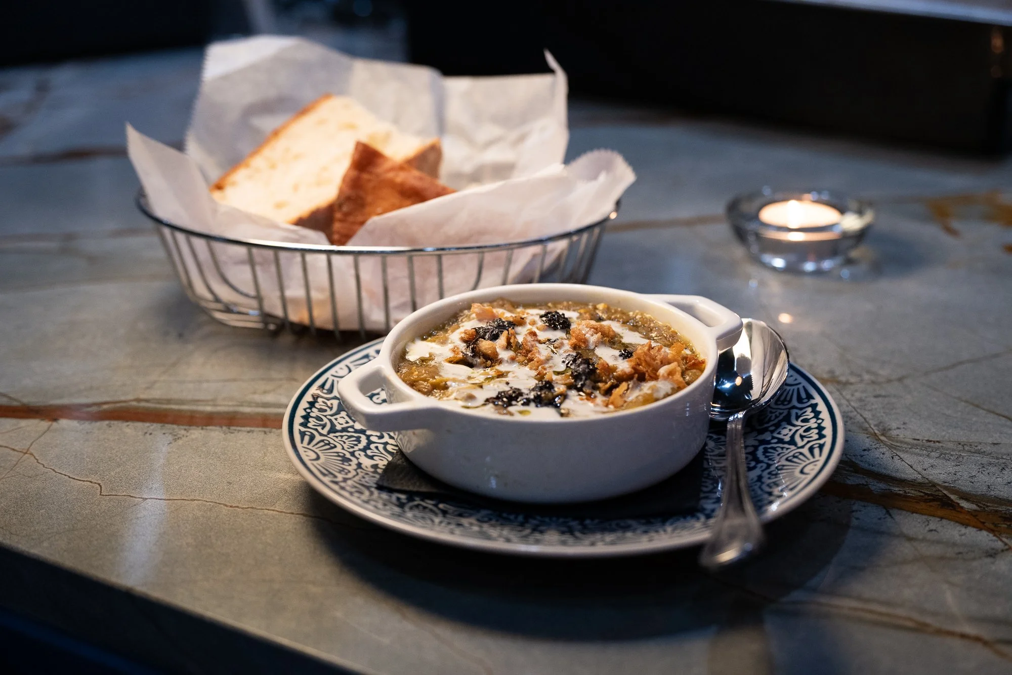 KooKoo RESTAURANT AND LOUNGE