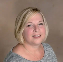 Lisa Stenger, Christian Speaker, Blogger and Writer