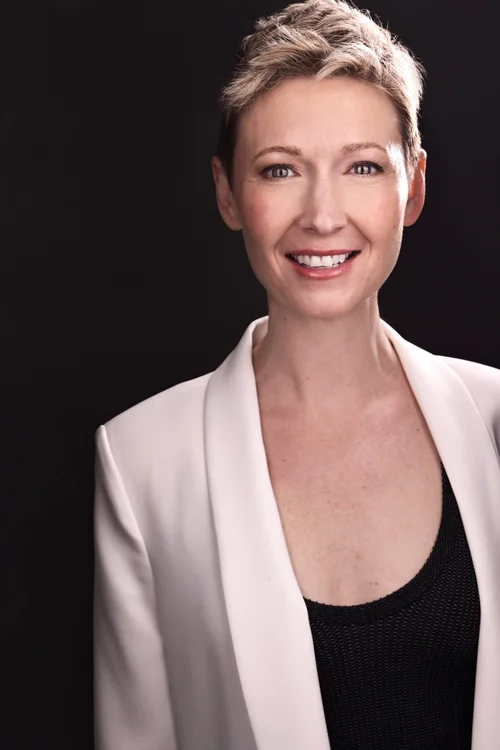 Ashlee Espinosa | Actor & Career Coach for Performers