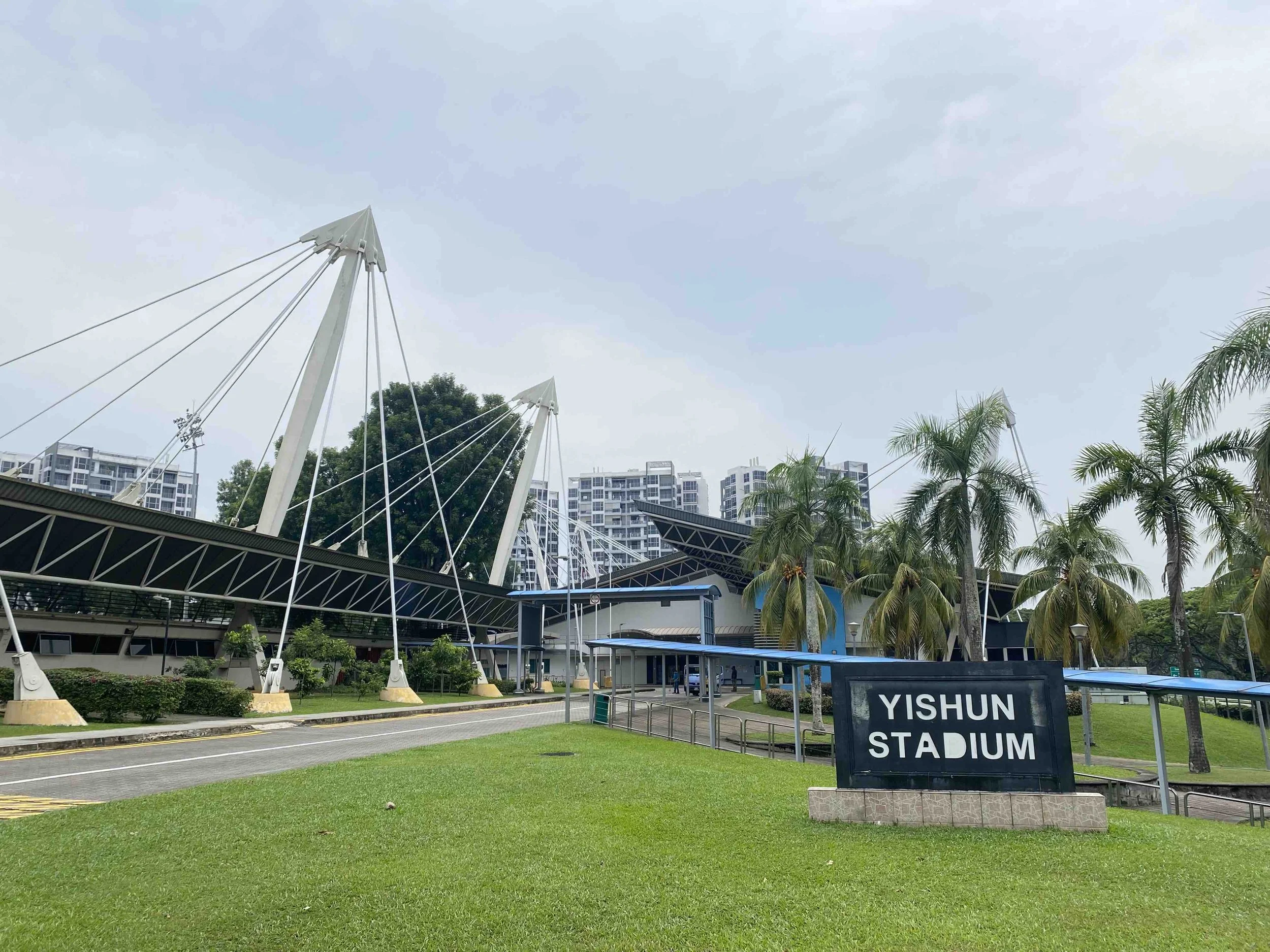 Pickleball Court Yishun Sport Hall — Play! Pickle | Pickleball Lessons ...