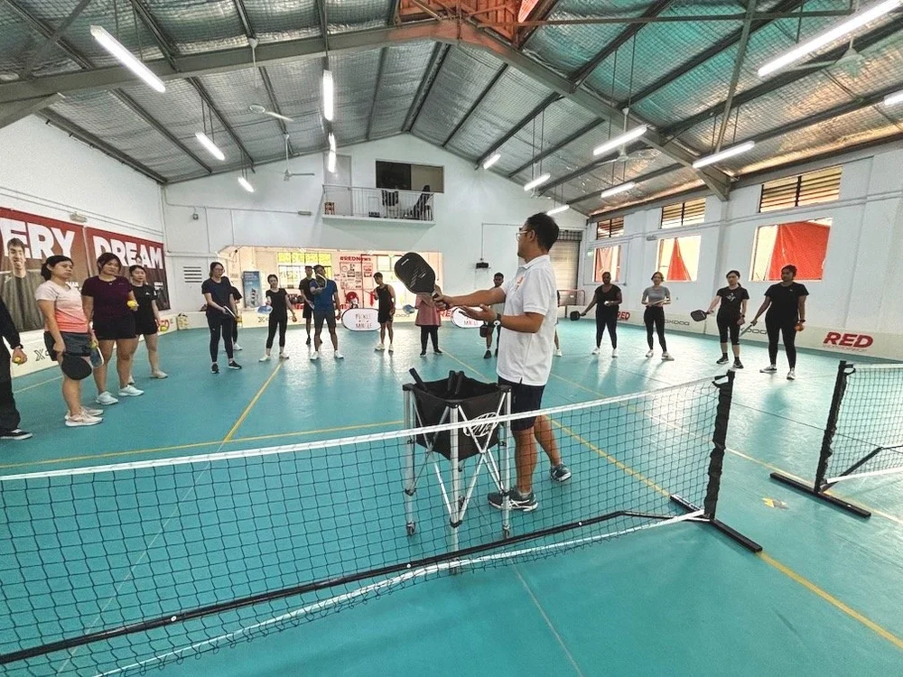 Corporate Team Bonding Pickleball Workshop — Play! Pickle | Pickleball ...