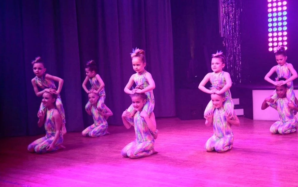 Dixon - Woods School of Dance