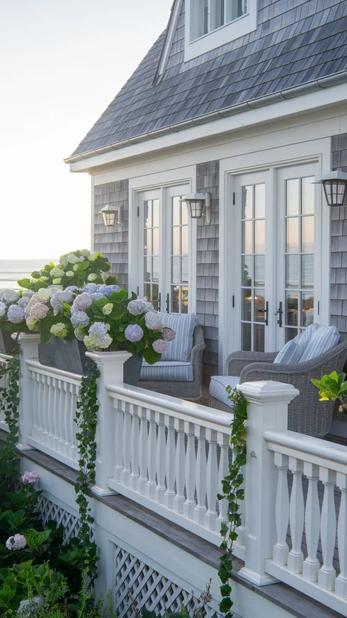How To Recreate These Stunning Hamptons Style Coastal Exteriors ...