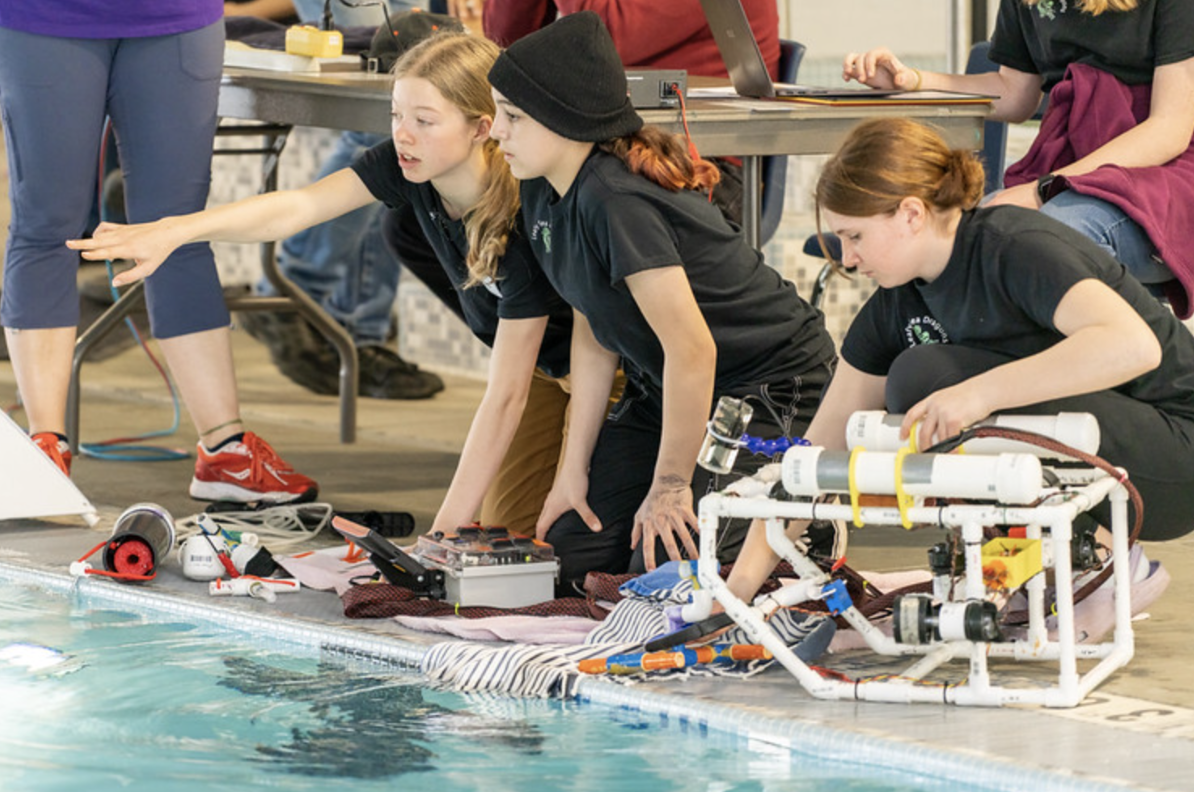 Oregon Coast STEM Hub's Blue Economy Adventures — Oregon STEM