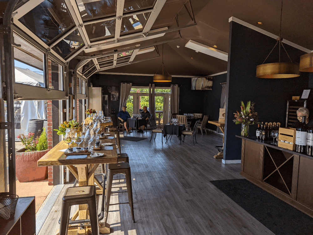 Woodinville Tasting Studio — J Bookwalter Wines