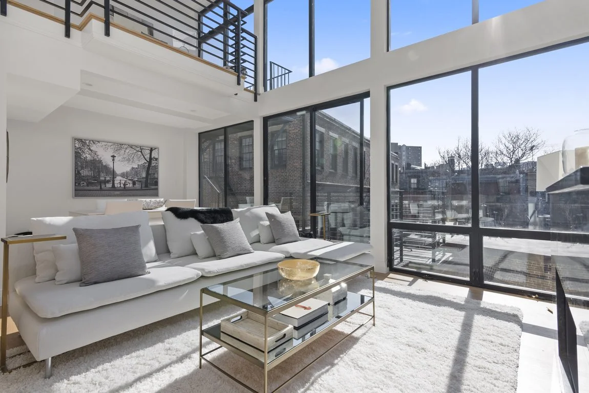 11 Melrose Street — Mainsail Management Inc.