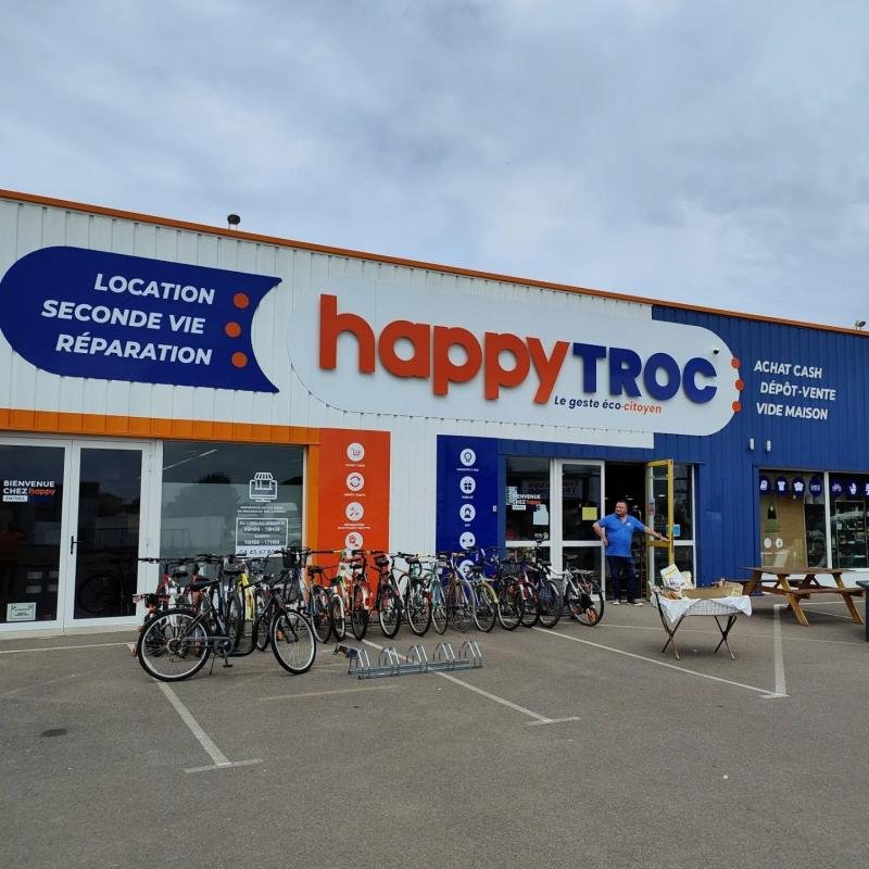 Site Internet des magasins Happy TROC des Sables d'Olonne et de La Rochelle