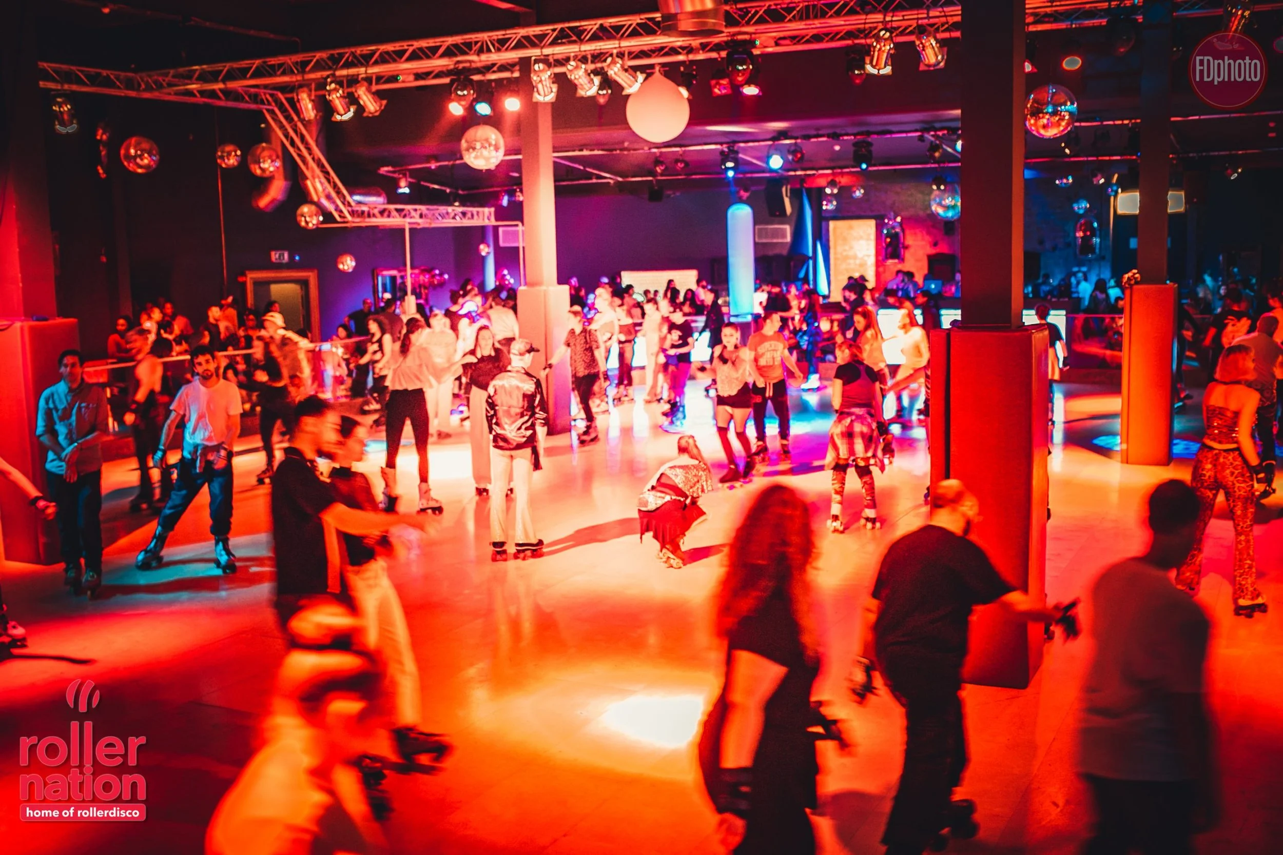 Roller disco and Roller Skating Experience in London — Meent
