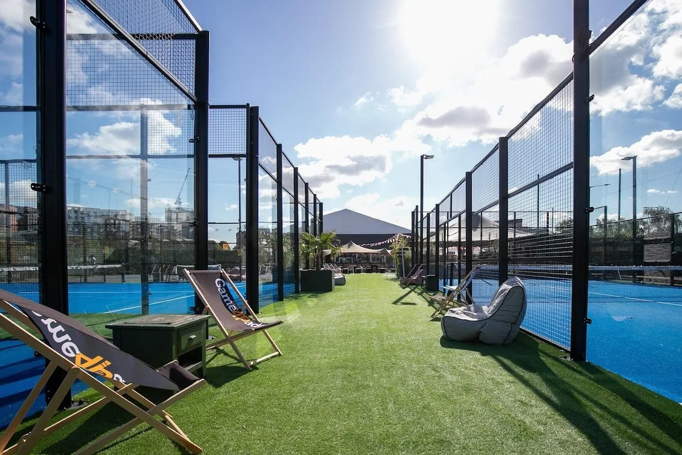 Where to Play Padel in London? Best Clubs and Courts — Meent