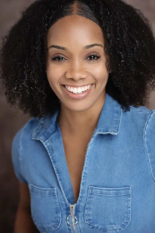 The ULTIMATE Wardrobe Guide For Actor Headshots — Eldeen Annette Headshots