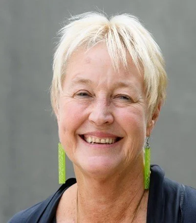 Gerda Kuschel — Emission Impossible