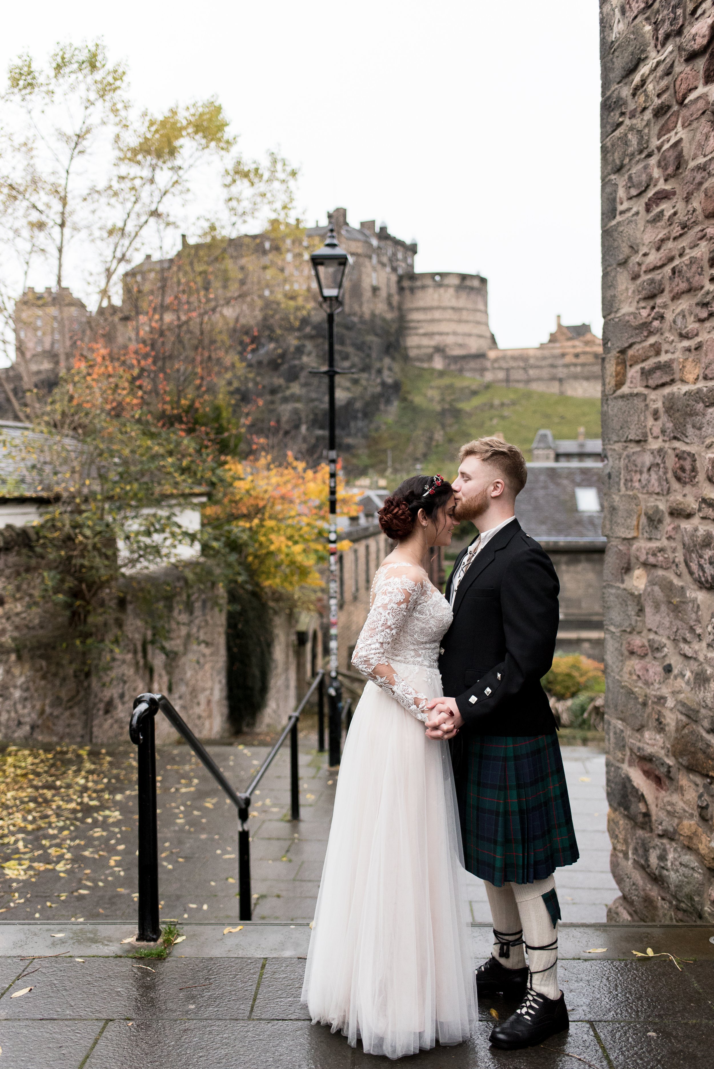 The Vennel, Edinburgh: Hidden Steps with Iconic Castle Views — ALIJAY
