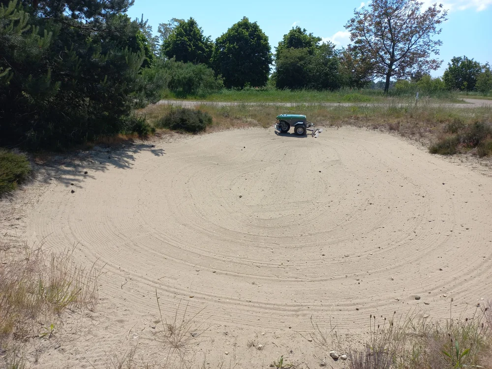 SmartRake - A Robotic Bunker Rake — Robotic Bunker Rakes - BAS-Turf