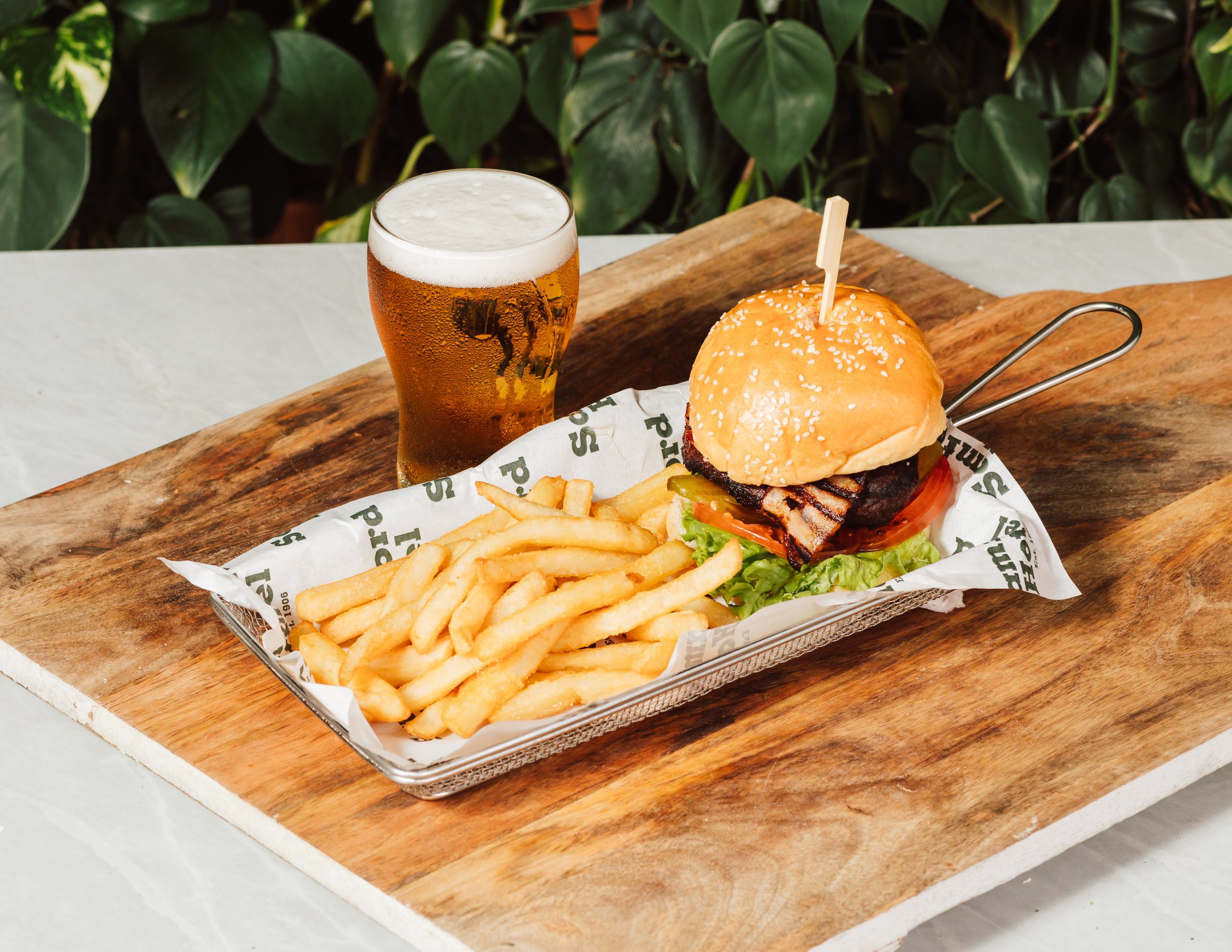 Dining — Samford Hotel