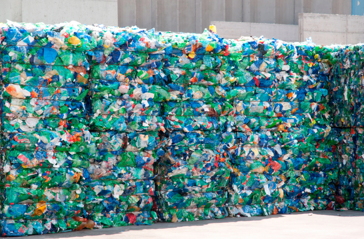 How Renewable Energy Drives Plastic Waste Reduction: Innovative ...