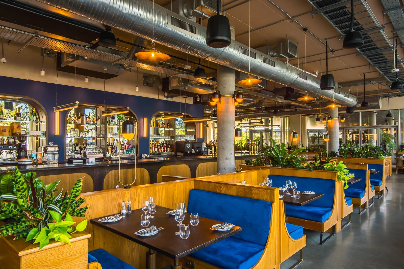 Pub & Restaurant in Eddington | The Astronomer