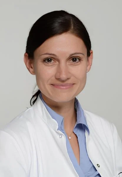 Julia Dumfarth, MD — AORTIC ASSOCIATION