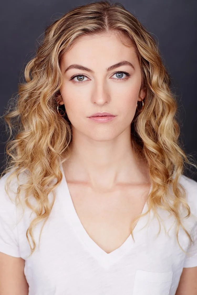 About Alexandrea — Alexandrea Meyer