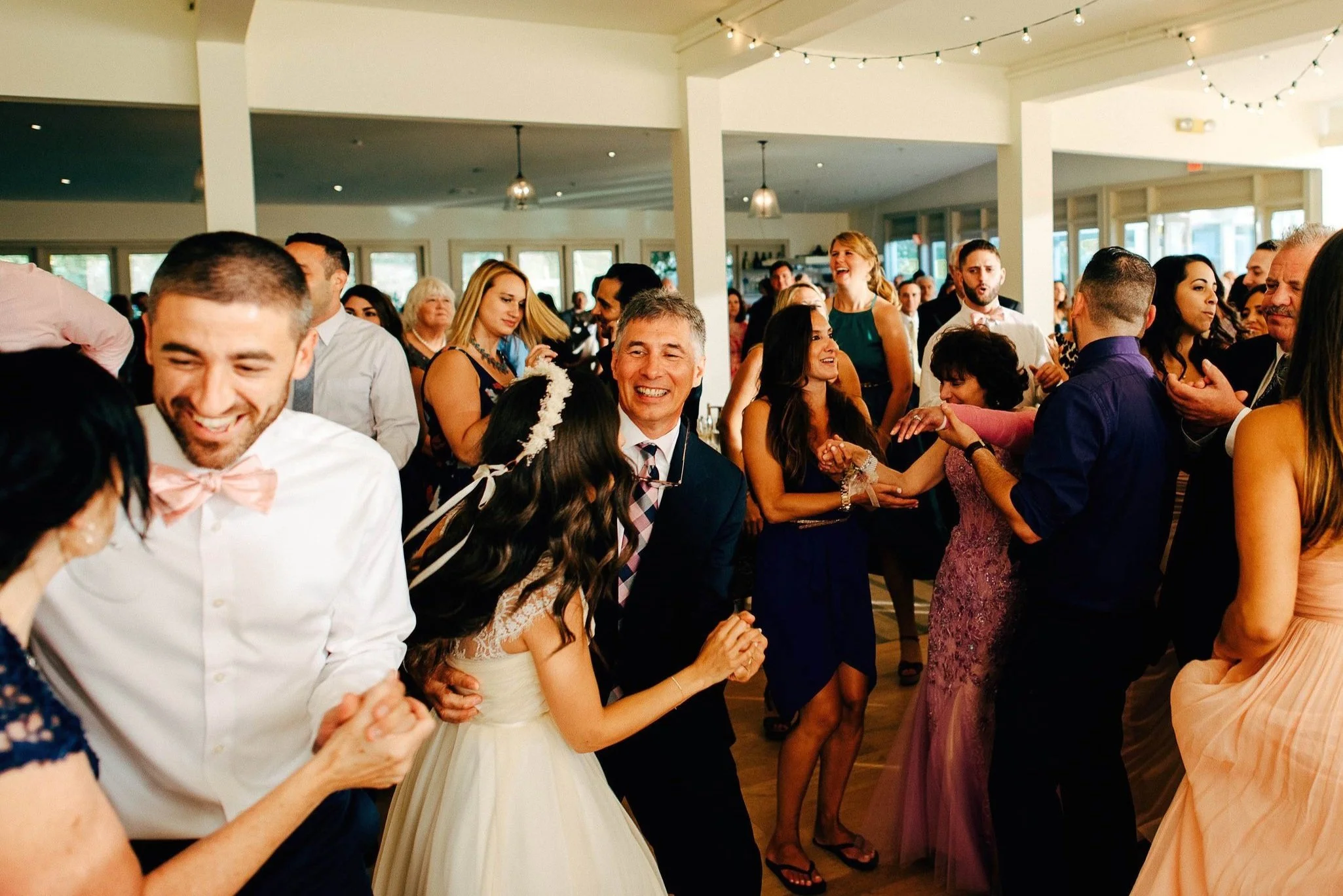 DJ Domenic Entertainment | Non Cheesy Wedding DJ