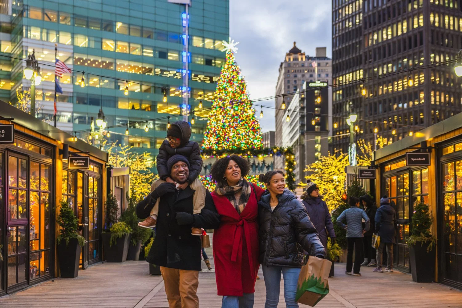 Downtown Detroit Holiday Shopping Winter Markets — Decked Out Detroit