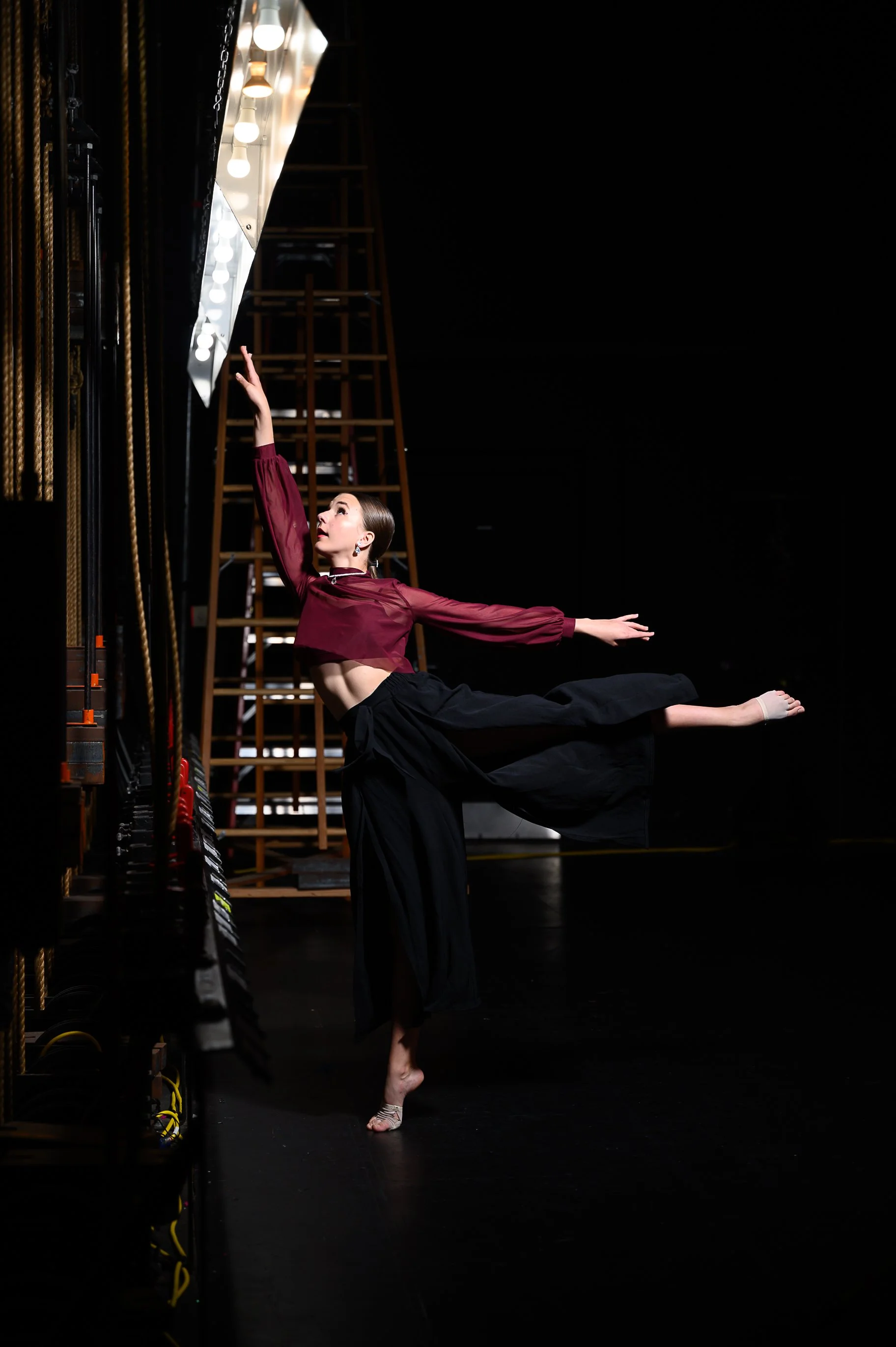 OM GROWN DANCE STUDIOS