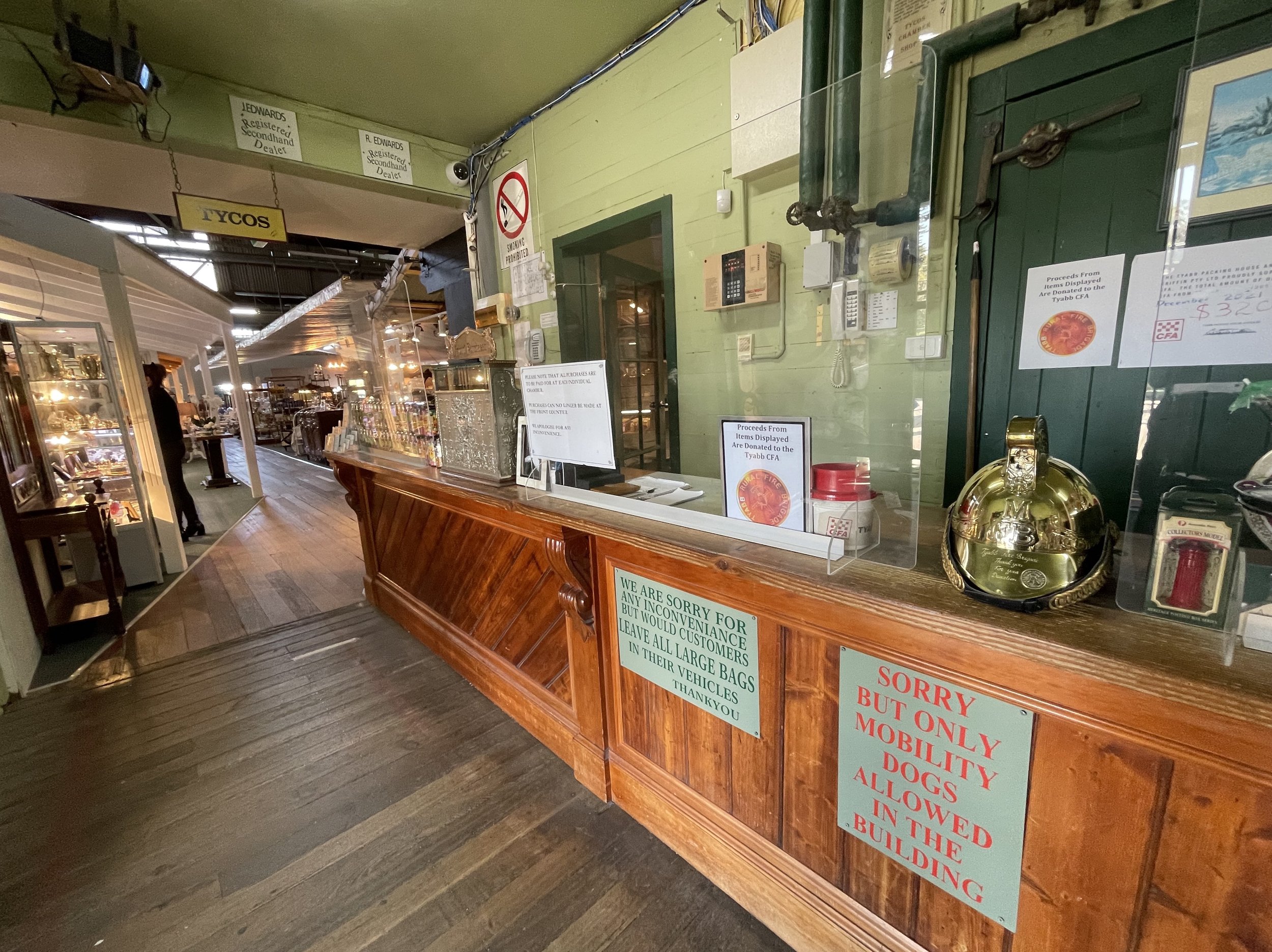 Front Counter — Random History Australia