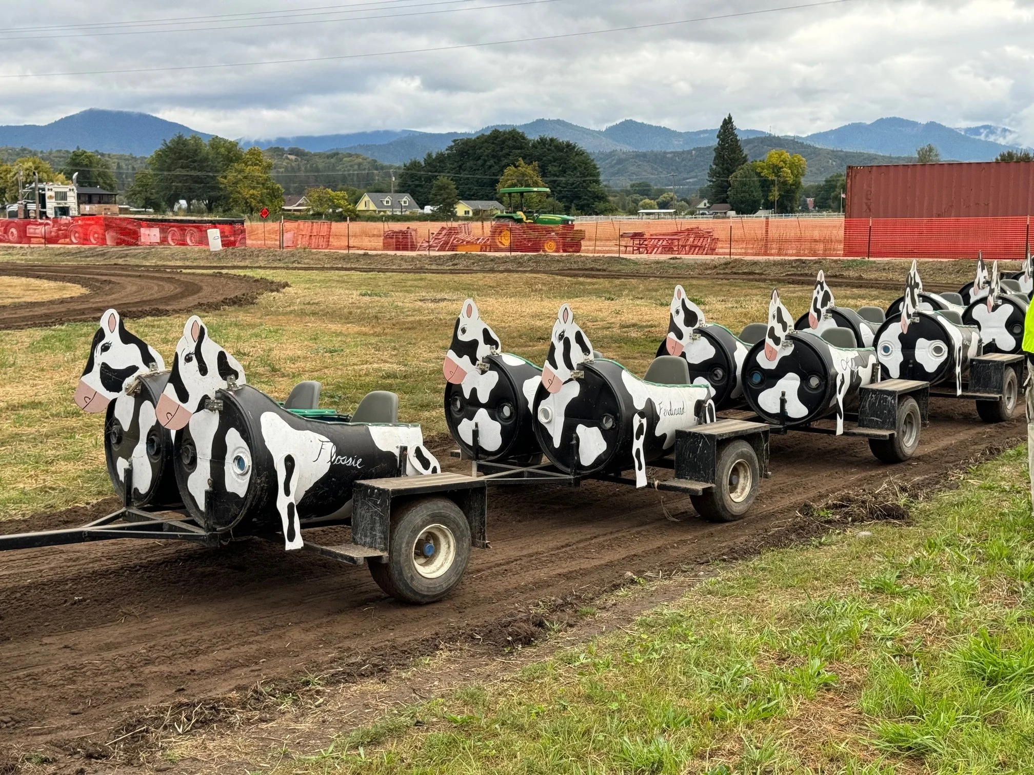 Fort Vannoy Farms Pumpkin Patch Harvest Festival Grants Pass