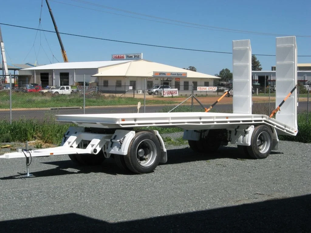 Dog Trailers | Dog Trailer Manufacturer | Midland — Midland