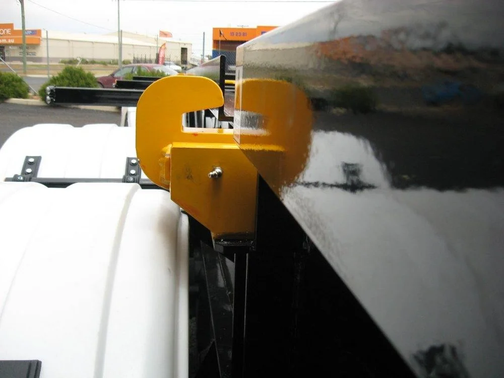 Skip Bin Trailers | Skip Bin Trailer Manufacturer — Midland