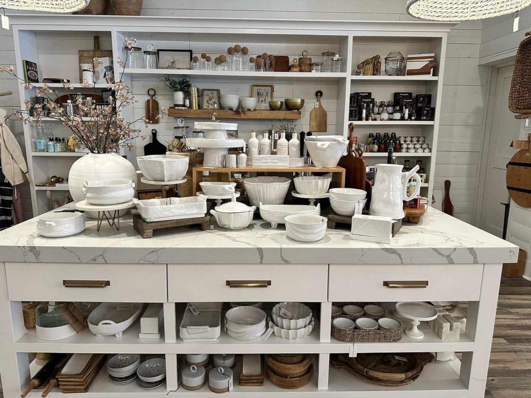 Madison: A Guide to Unique Finds & Local Treasures — Moxie Towns