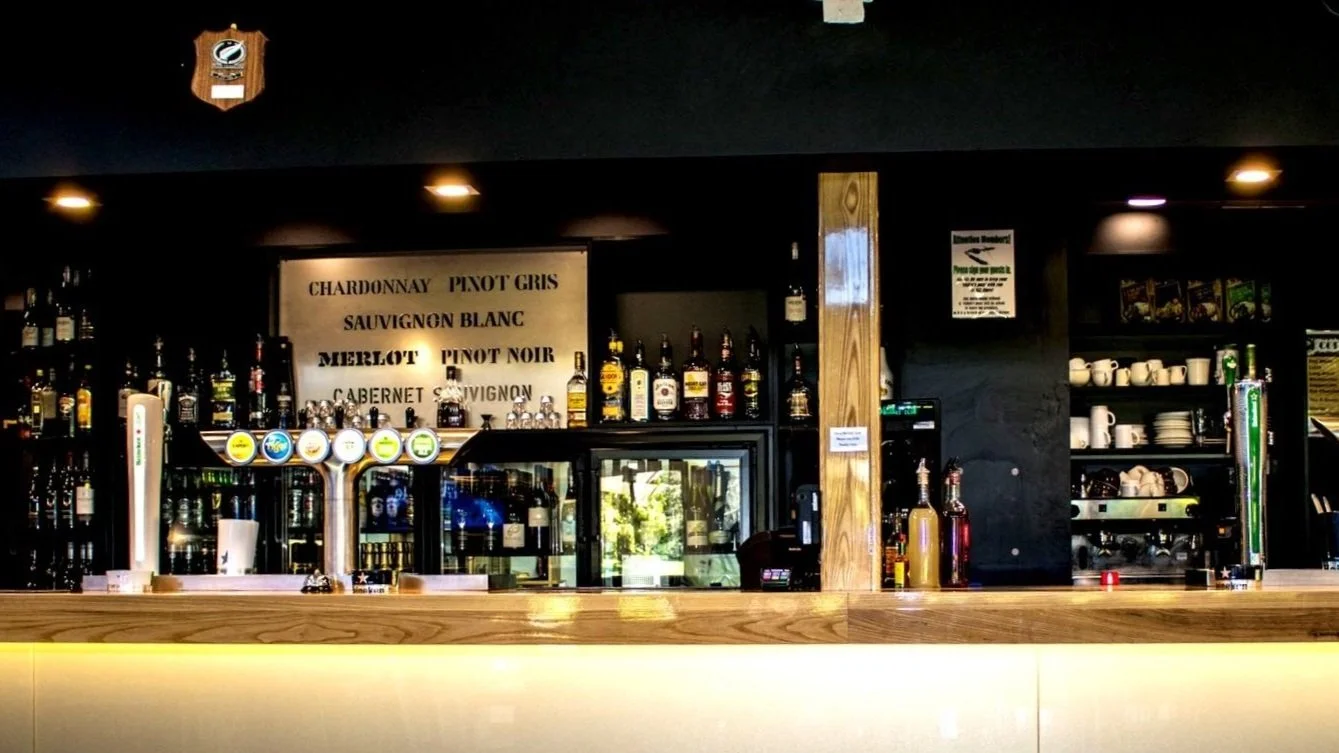 Bar & Dining — Pauanui Club