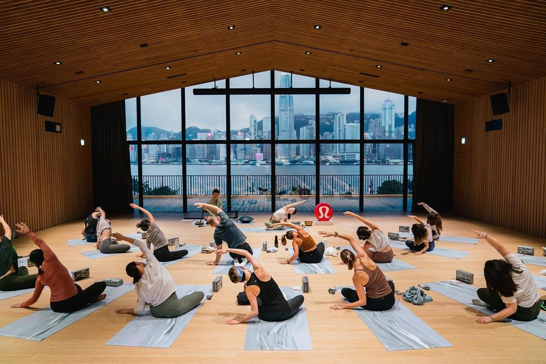 Lululemon's High-End Market Approach and Its Success in China — Lotus ...